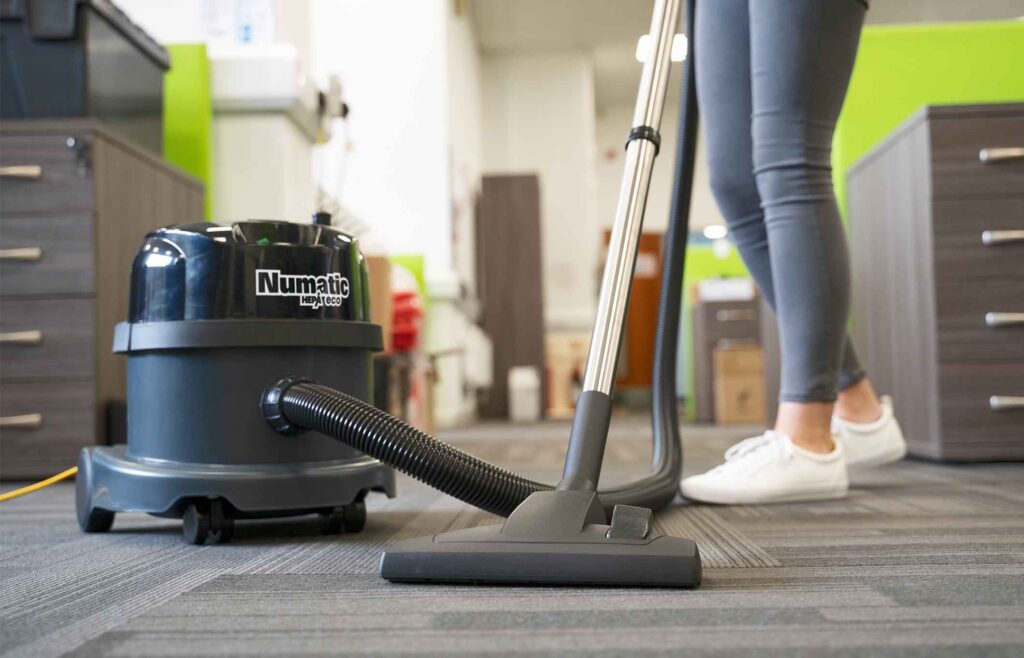 5 Reasons To Buy a Commercial Vacuum Cleaner | Proquip Shop